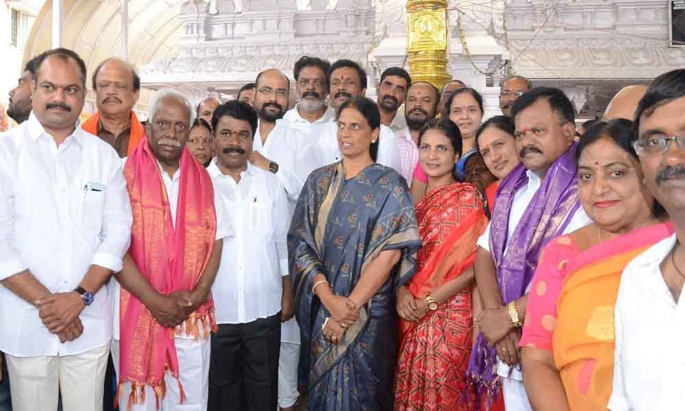 Sabitha performs special puja