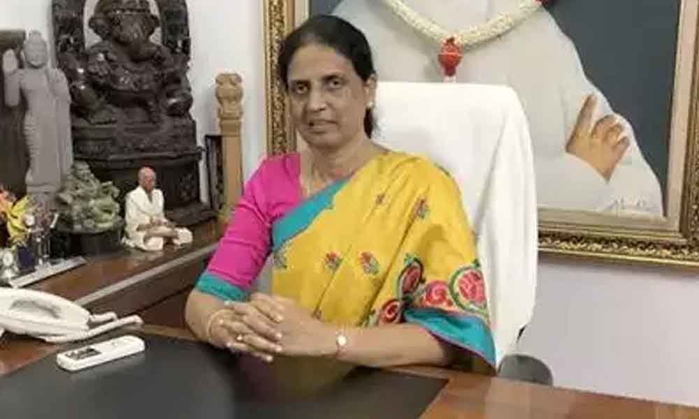 Sabitha assures to look into transfer of contract lecturers