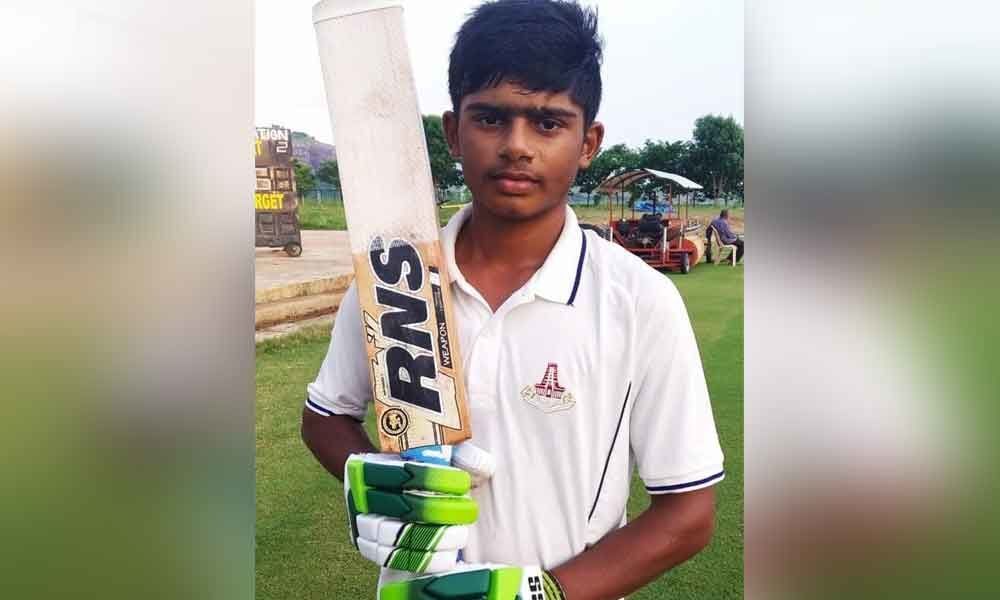Vijay Merchant Trophy match begins in Vijayawada