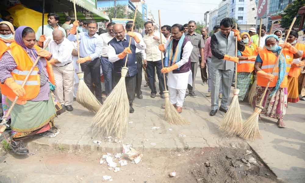 Swachh Bharat hinges on Safai Karmacharis