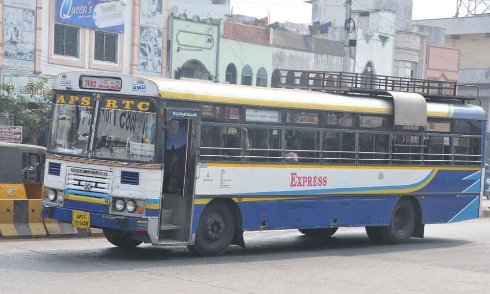 APSRTC earns 1.29 cr revenue during Dasara