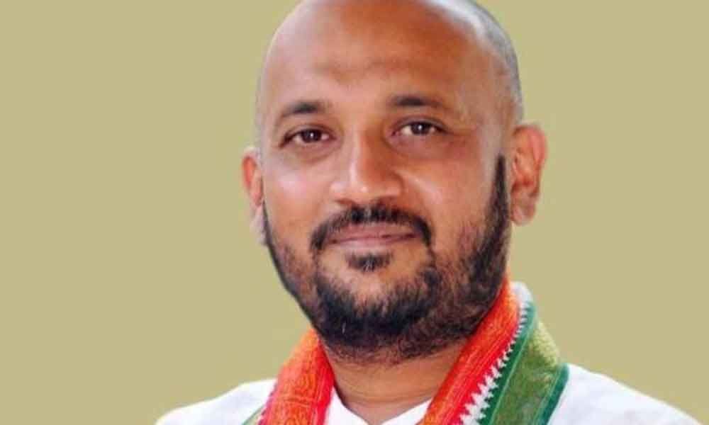 KCR Government playing with careers of innocent school children: Sameer ...