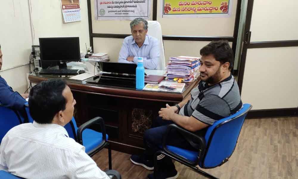 Corporator Shafi meets GHMC official
