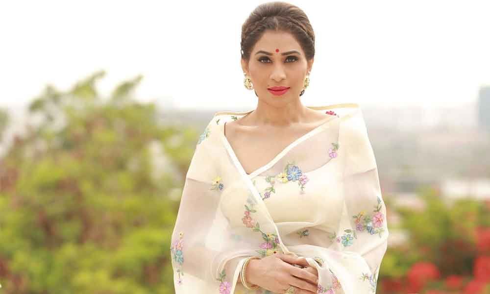 Shreedevi Chowdary turns actor with 'Friends In Law'