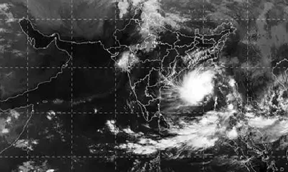 Bulbul cyclone crosses the coast at West Bengal: Northern Andhra to ...