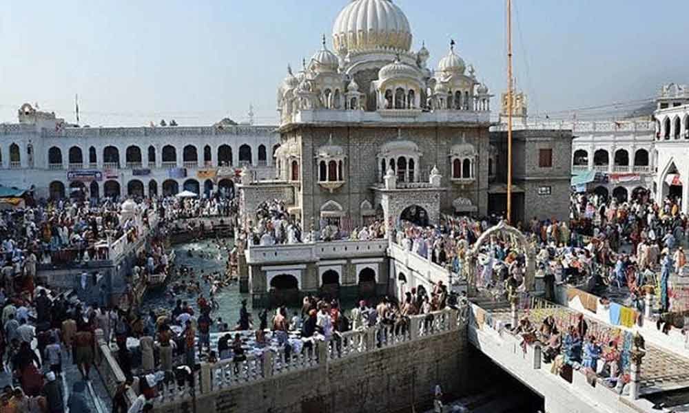 Guru Nanak's 550th birth anniversary observed by Pakistani Sikh community