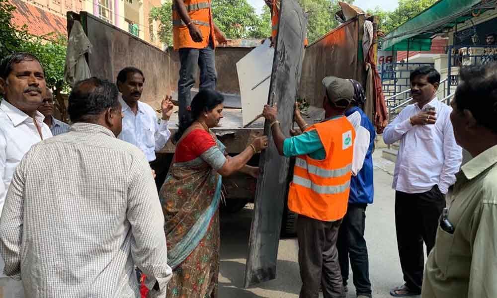 Corporator Pavani Reddy campaigns for cleanliness