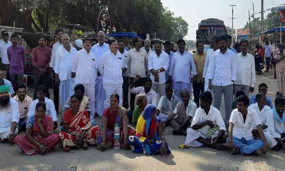 Villagers protest over construction blasts