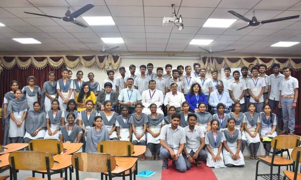 Vijayawada: Andhra Loyola College holds workshop for BBA students