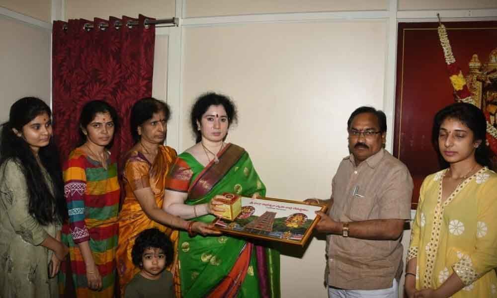 Actress Kanaka Family Photos