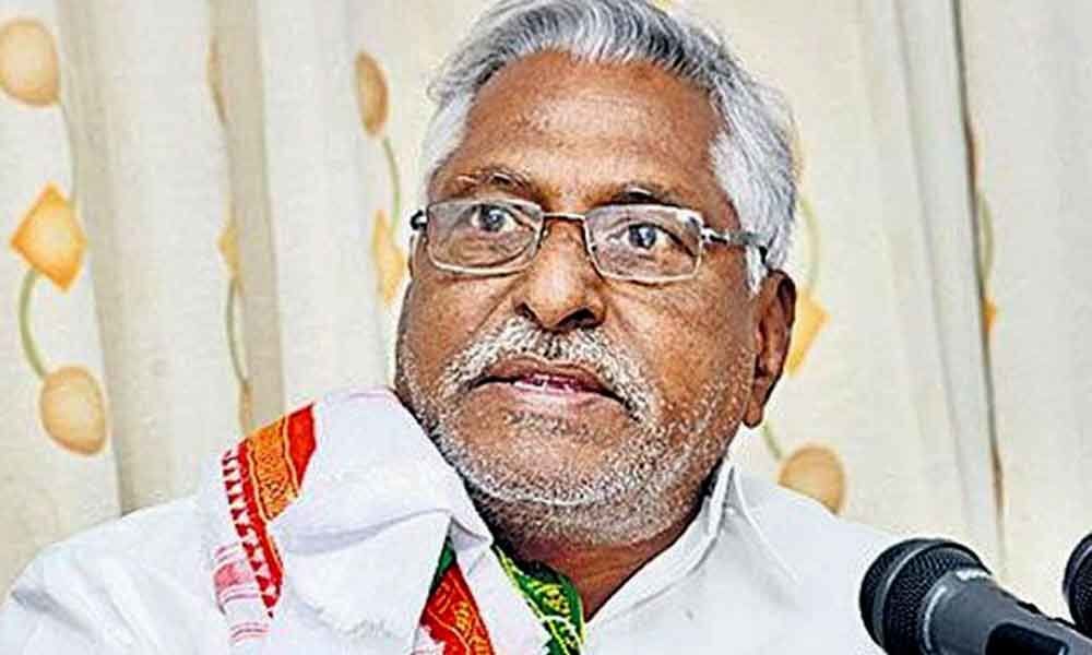 Order judicial probe into crime against women: Jeevan Reddy