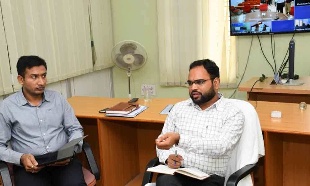 Prepare a booklet on Palle Pragathi: Karimnagar Collector Shashanka
