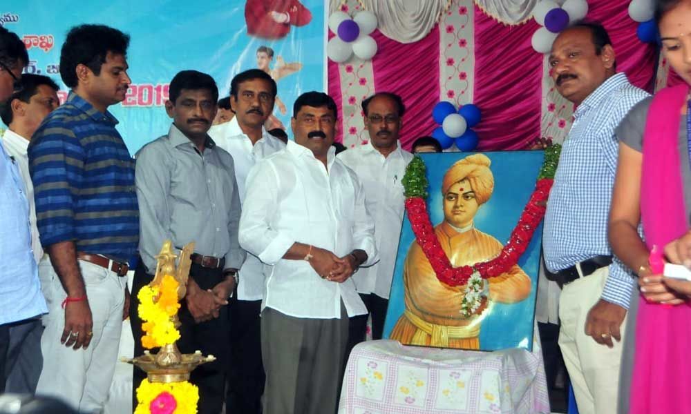 Government giving top priority for youth- Kamalapuram MLA