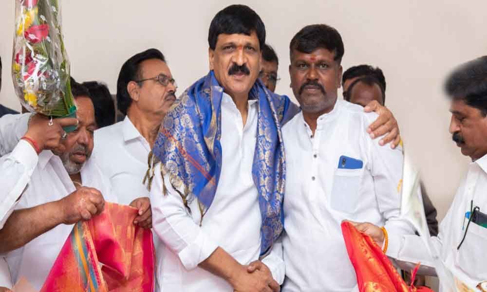 Malkajgiri: MLA Mainampally Hanumantha Rao extends New Year wishes