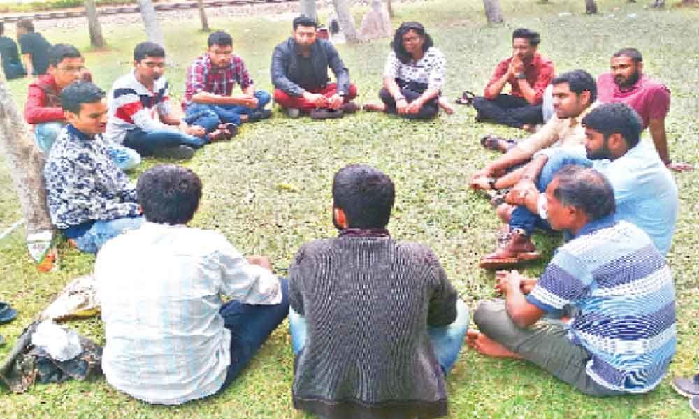 Speak to strangers – to your heart's content