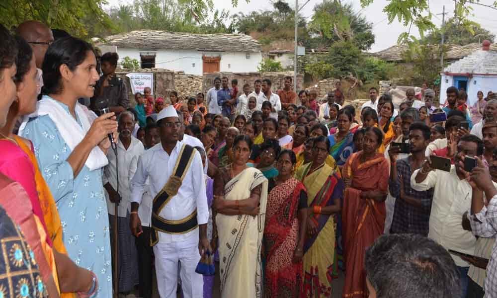 Collector Ayesha Masrat Khanam warns against littering