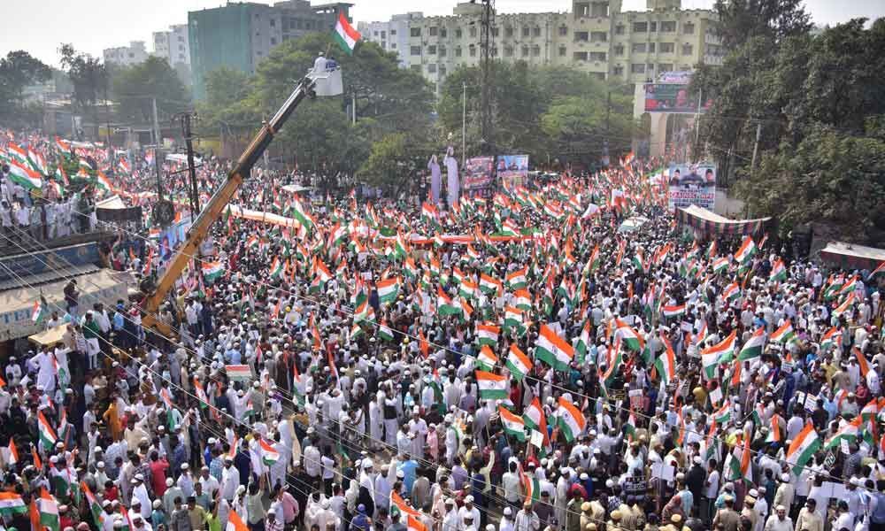 People from all sections throng Tiranga Rally