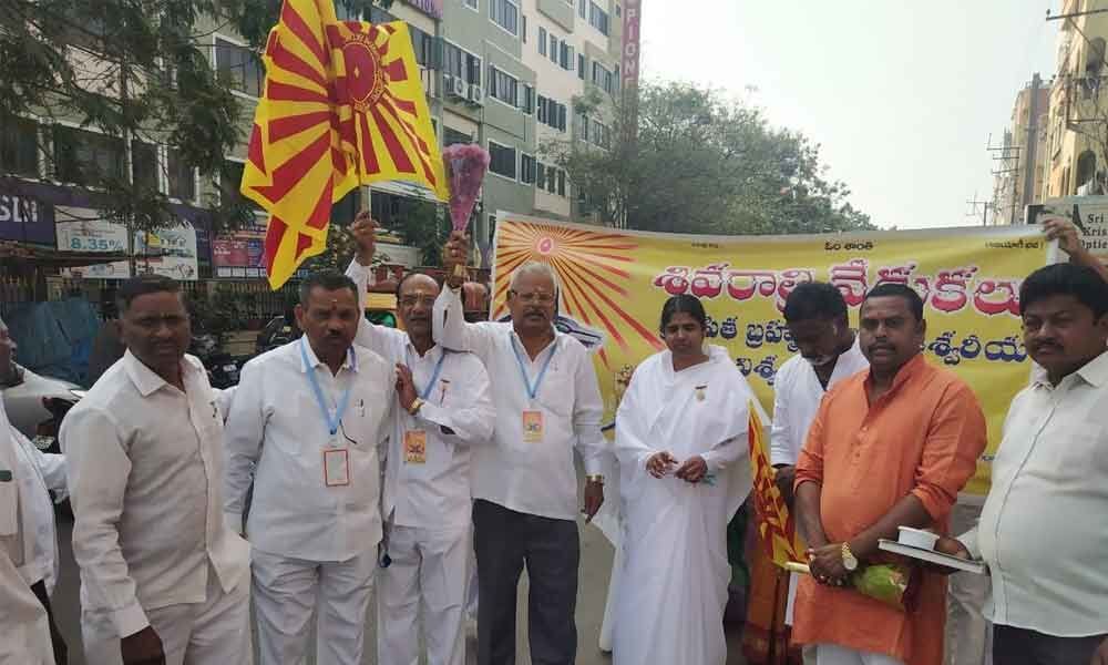 Hyderabad: Musheerabad and Bapujinagar Rally propagates message of Gita ...