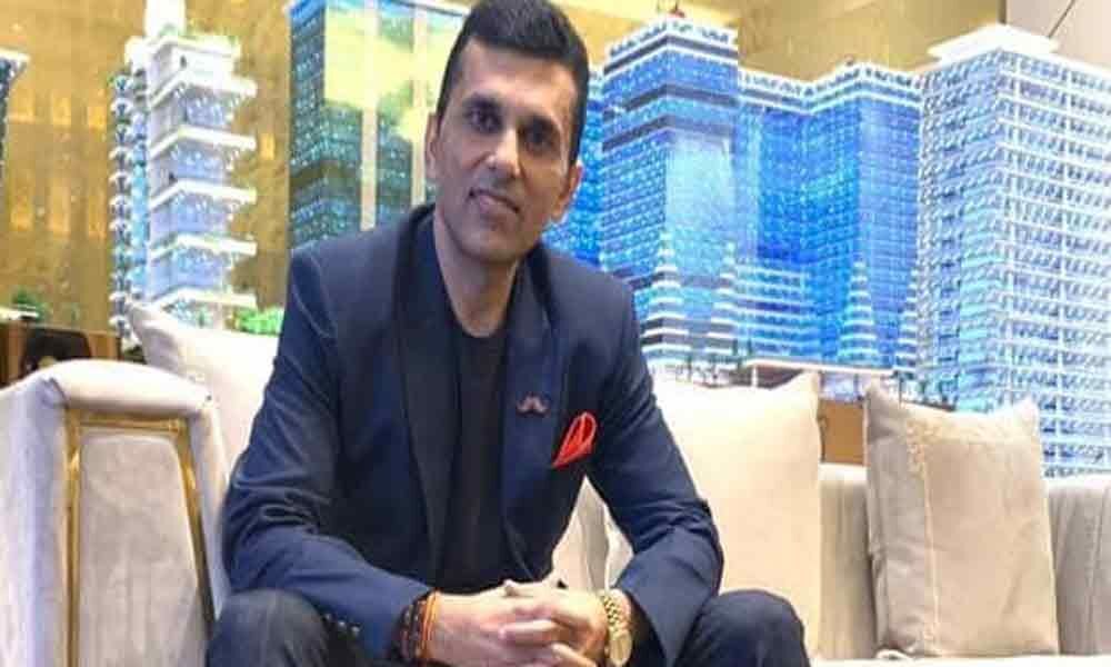 Abhishek Bachchan an example to everyone in film set: Anand Pandit
