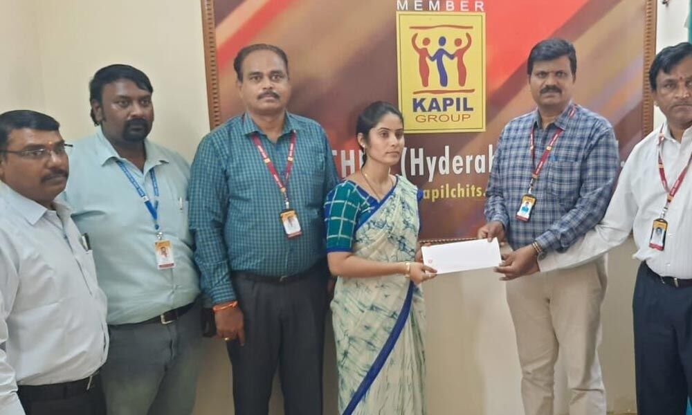 Kapil Chits hands over accident claim amount in LB Nagar: Hyderabad