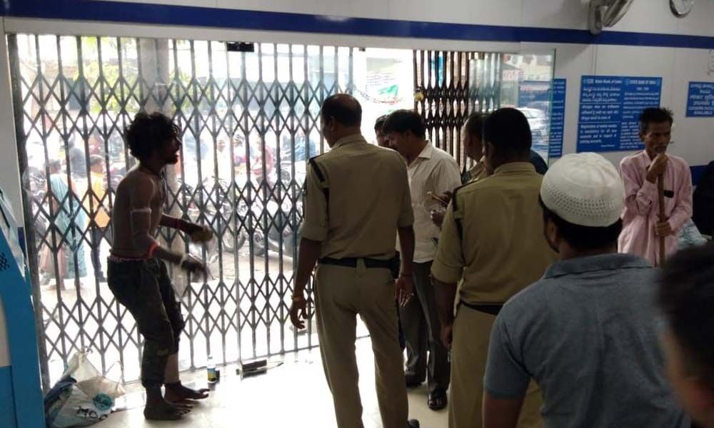 Hyderabad: Dark Revelations: Whitener Addiction Among Youth On Rise ...