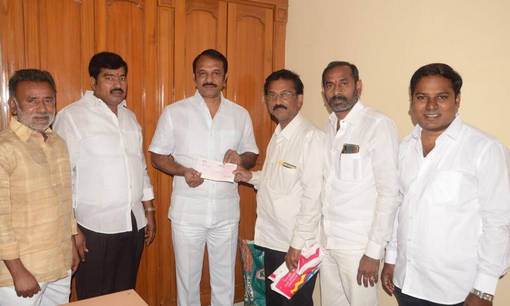Hyderabad: MLA Devireddy Sudheer Reddy hands over CMRF cheque in ...