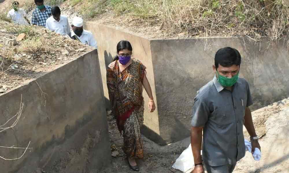 Peddapalli: ZP chief Putta Madhu inaugurates Jalahitha programme