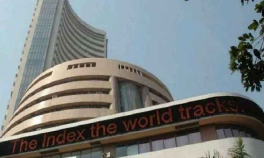 Markets snap 3-day losing streak on global cues