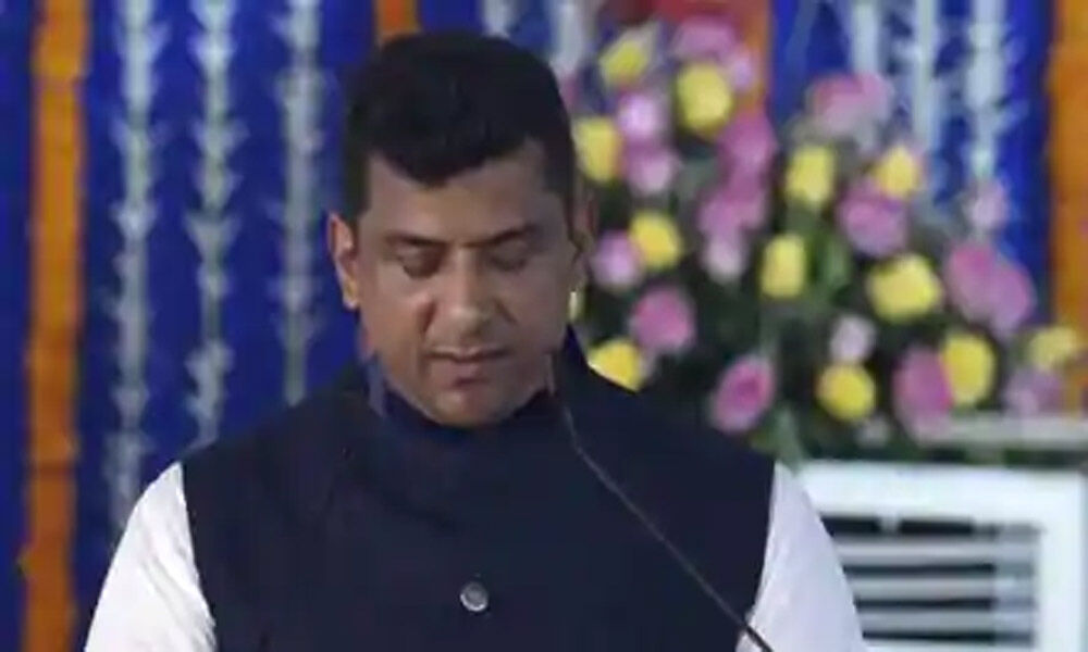 Maharastra state cabinet minister Aslam Shaikh resulted Covid-19 positive