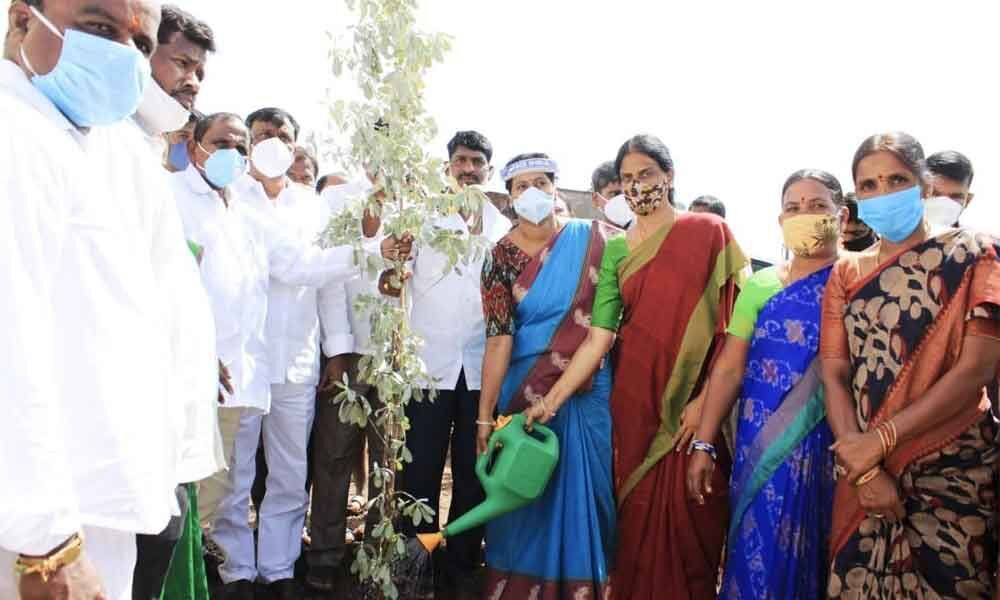 Telangana Government schools to get textbooks from today says Sabitha ...