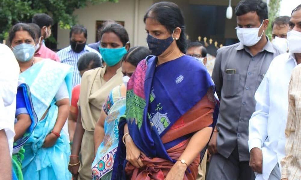 Ranga Reddy: Education Minister Sabitha Indra Reddy inspects various ...