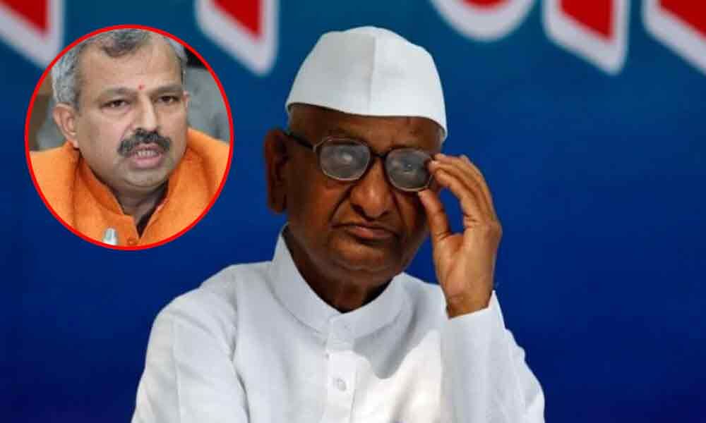 Delhi BJP seeks Anna Hazare's support in mass movement against AAP ...