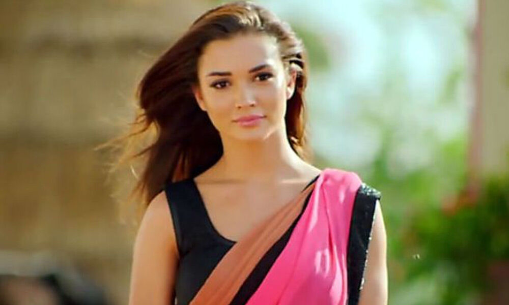 Amy Jackson Drops An Awesome Video Of Her Son Andreas Jax Panayiotou's ...