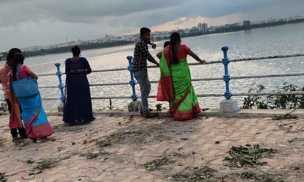 Damaged footpath welcomes visitors at Tank Bund