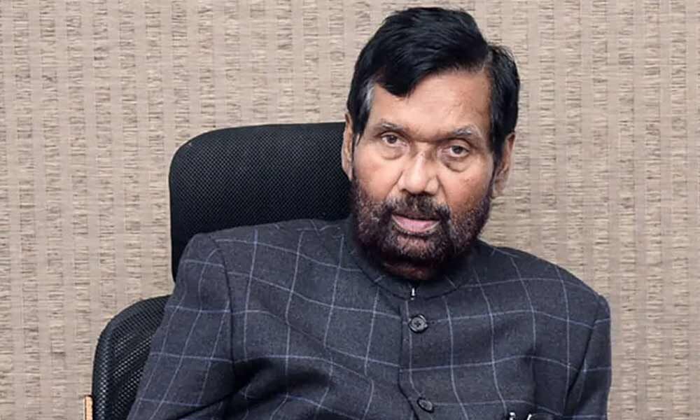 Union Minister Ram Vilas Paswan passes away at Delhi hospital