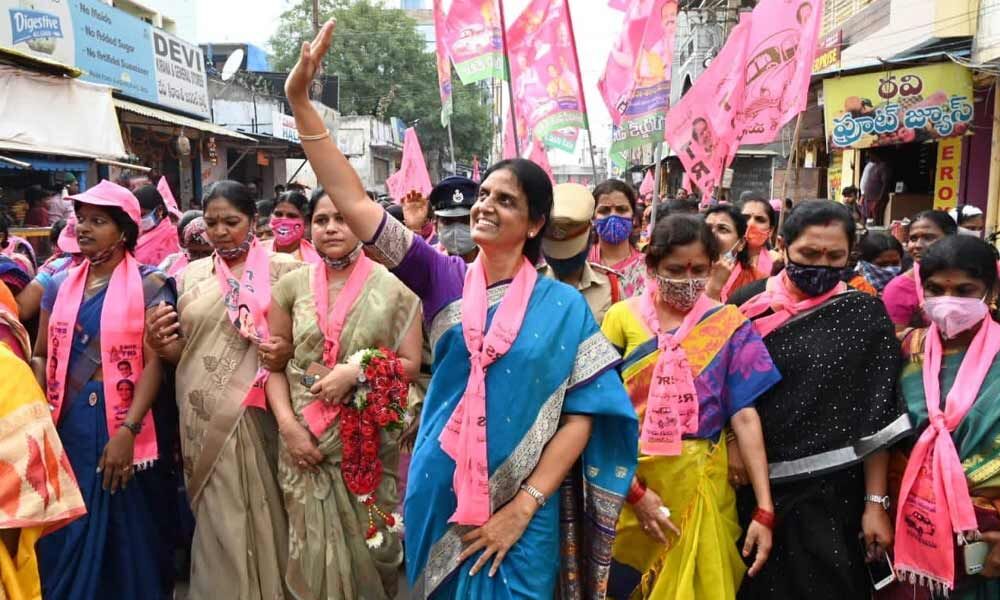 Hyderabad: Education Minister Sabitha Indra Reddy campaigns in RK Puram