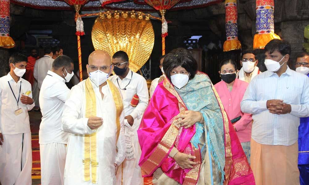 Supreme Court judge Indira Banerjee offers prayers at Tirumala