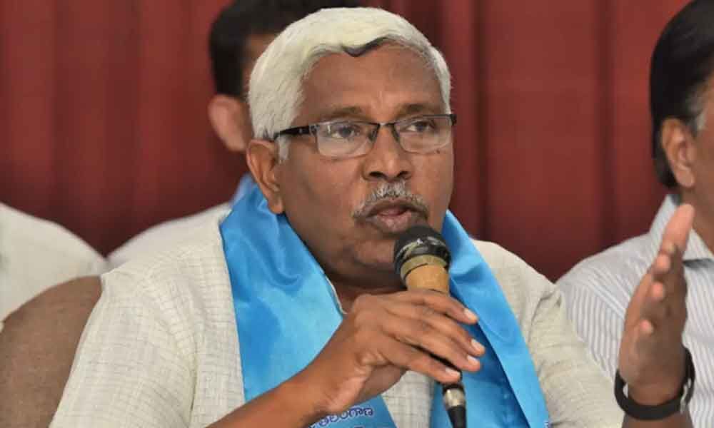 Kodandaram launches 48 hour-strike, demands govt. to address farmers issues