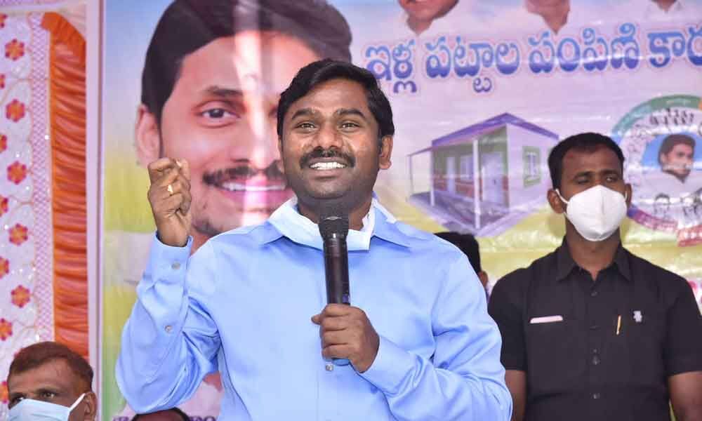 2.2L families to derive benefit in Anantapur district