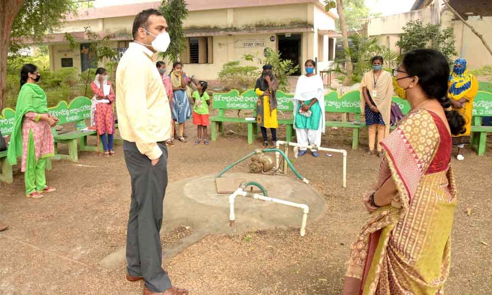 Collector RV Karnan inspects college, hostel in Khammam