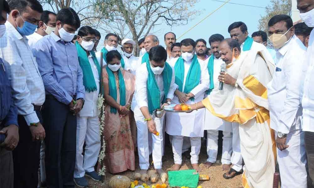 Markfed building to be constructed with `63 lakh: Minister Vemula