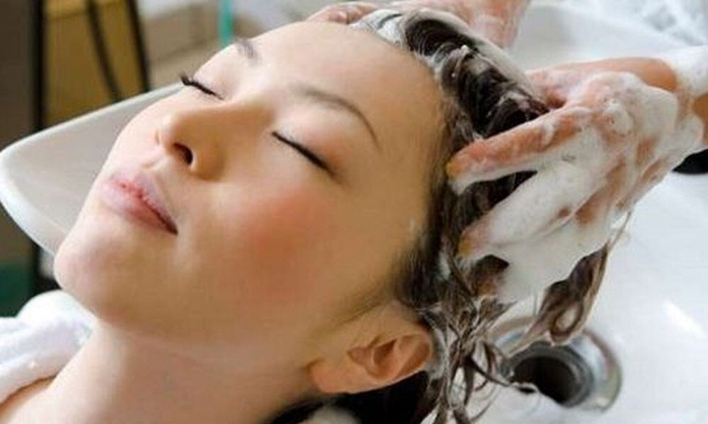 Prepare your hair before styling it