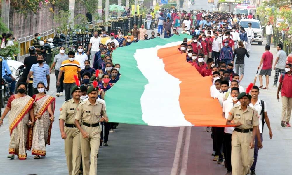 Freedom run held to spread patriotism among youth: ZP chief Kanumalla ...