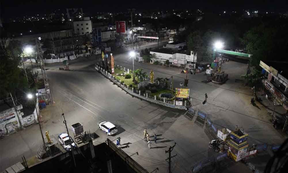 Hyderabad: Night curfew stops city in its tracks