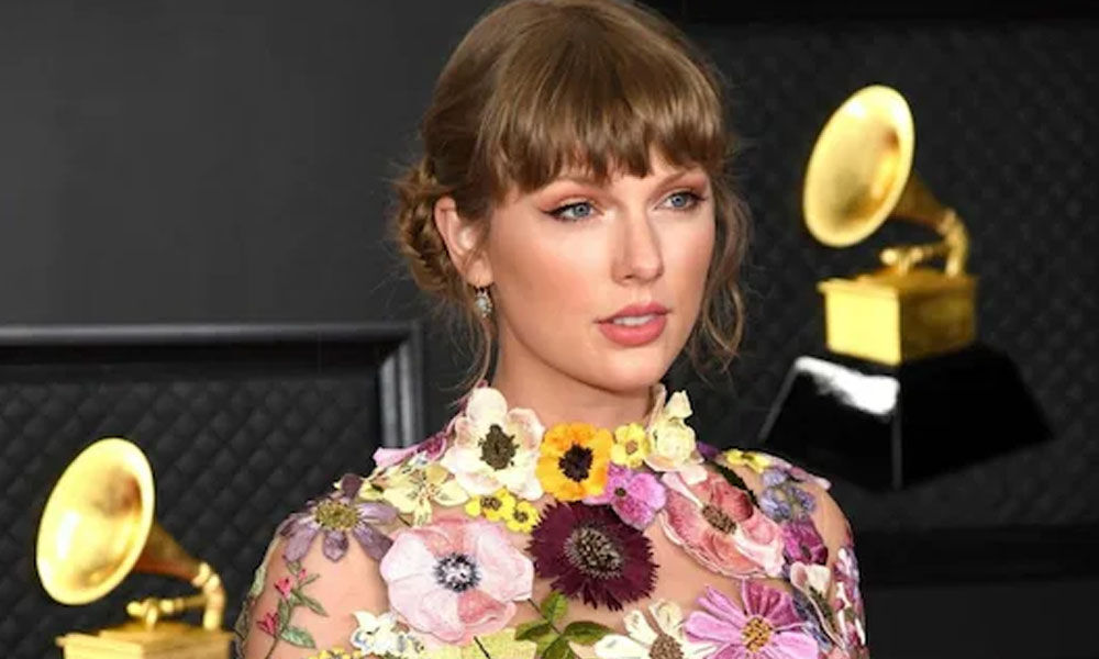 BRIT Awards 2021: Taylor Swift to become the first female winner of ...