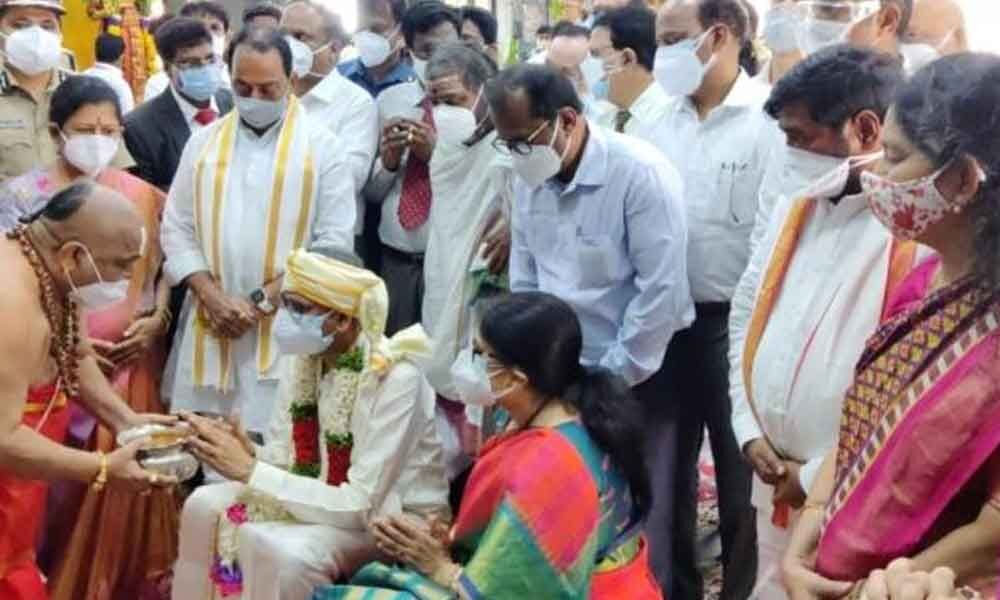 Telangana: CJI NV Ramana Visits Yadari Sri Lakshminarasimha Temple