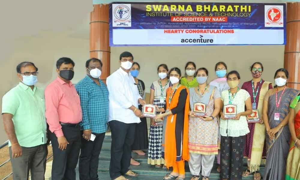 Khammam: SBIT students secures jobs in Accenture company