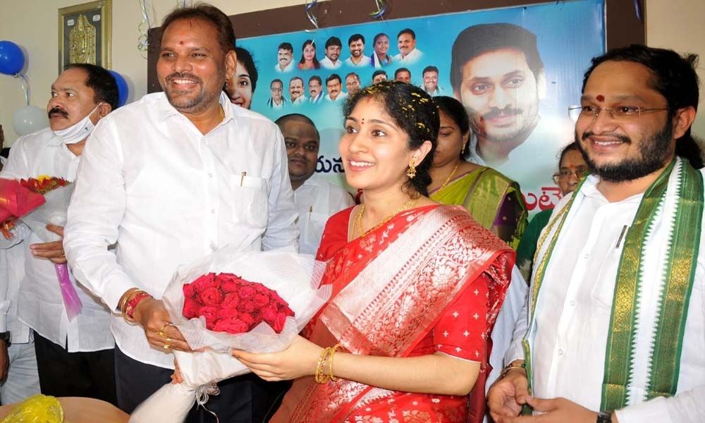 Andhra Pradesh: Dr. Avanapu Bhavana takes charge as DCMS chairperson in ...