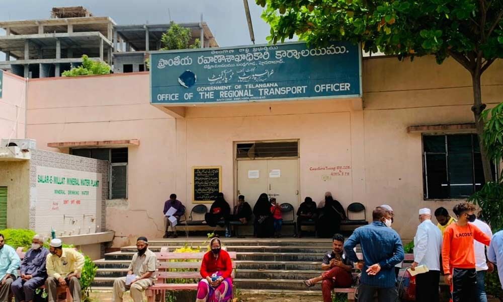 Hyderabad: Applicants for driving licence test slot booking at ...
