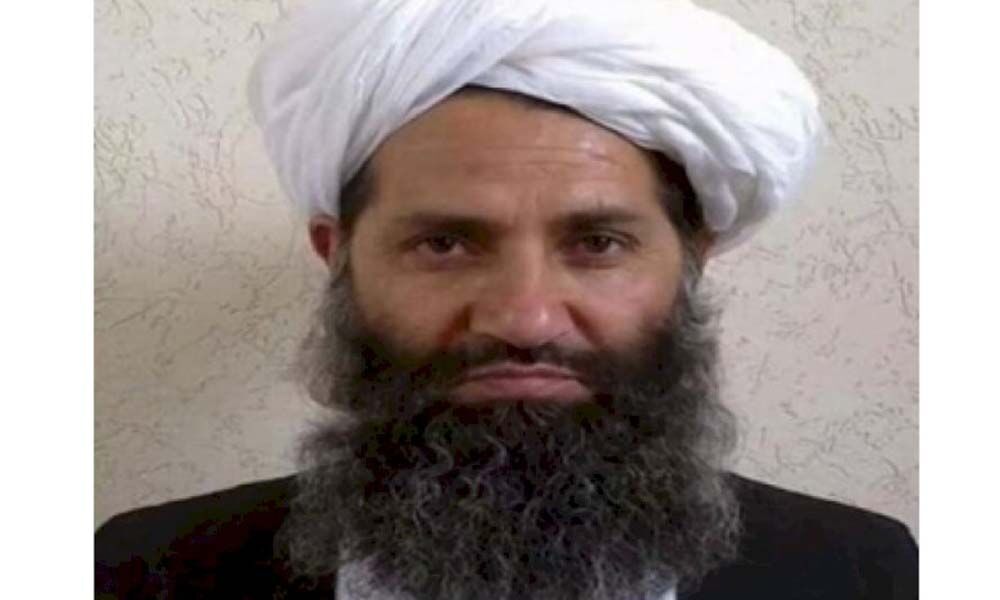 Taliban's supreme leader shows up in Kandahar